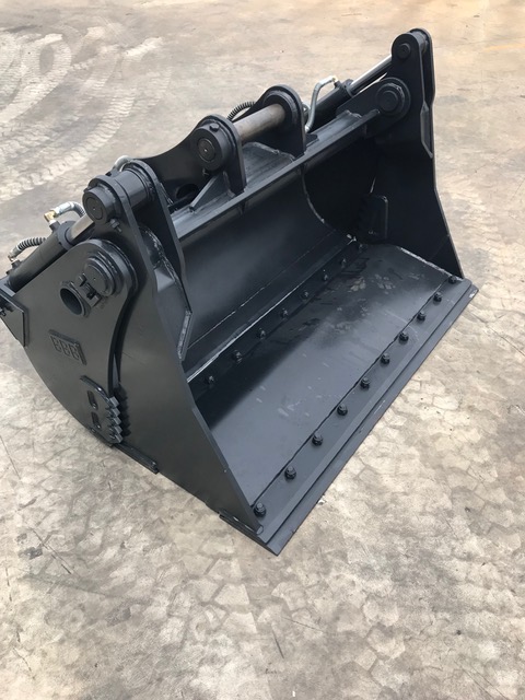 4 in 1 Bucket | Pro Buckets